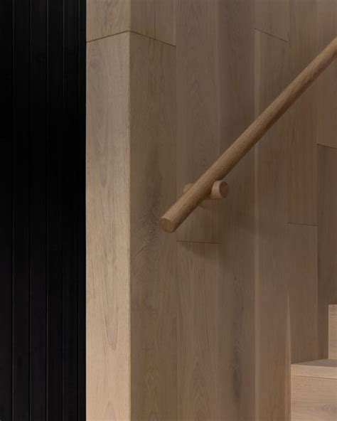 Timber Cladding Staircase Handrail Design