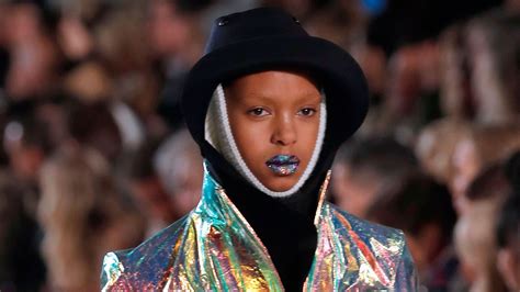 Models Wore Holographic Makeup At Maison Martin Margielas Runway Show