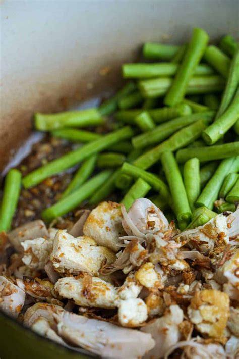 Vegan Filipino Adobong Sitaw Recipe with Jackfruit “Pork”