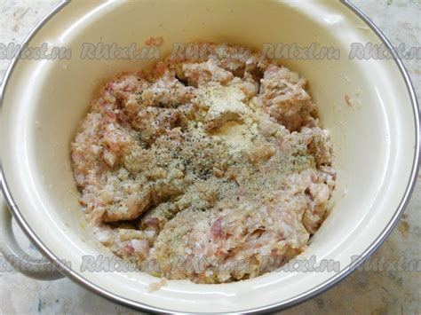 Рецепт котлет с яйцом и сыром внутри: 9 фото в рецепте