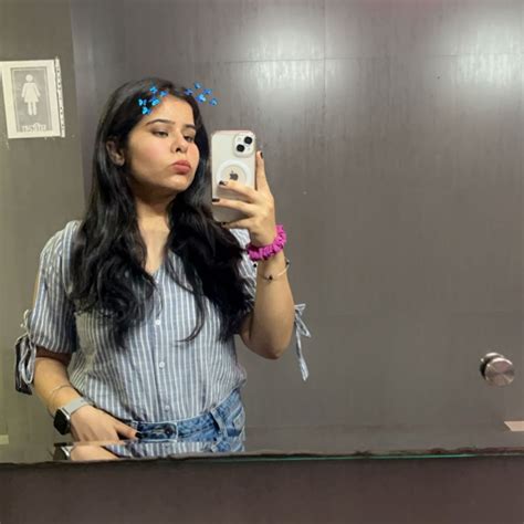 Sakshi Grover Youtube