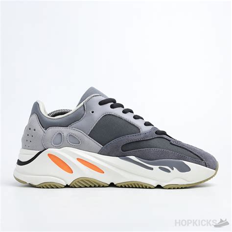 Yeezy Boost 700 V1 Magnet (Premium Batch)