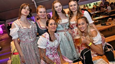 Das Feier Wochenende In Fallersleben Hüttengaudi Und Oktoberfest Im