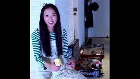 Lin Chi Ling Buys Mens Climbing Shoes For Her Big Feet 8days