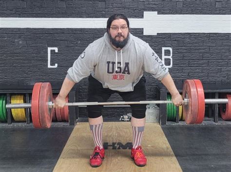 An Olympian Explains The Snatch Grip Deadlift Garage Gym Reviews