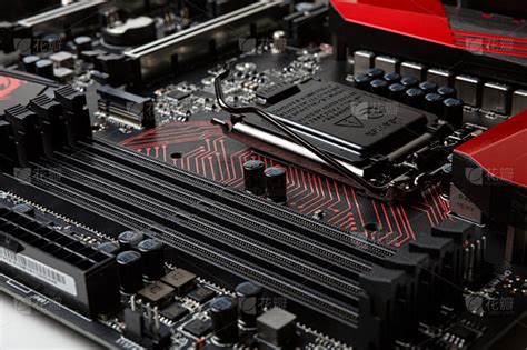 主板ddr4内存插槽