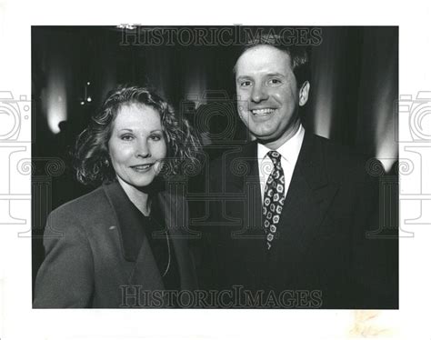 Historic Images 1990 Press Photo Eileen Brennan Joe Mcelroy Neiman Show