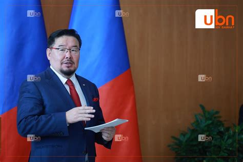 Ерөнхий сайд Г Занданшатар ИЗНН ын дарга Б Батбаатарт Засгийн газрын бүрэлдэхүүнд хамтран