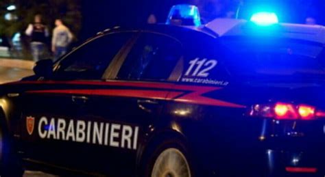 Litiga Con La Fidanzata E Devasta Unauto Parcheggiata 22enne
