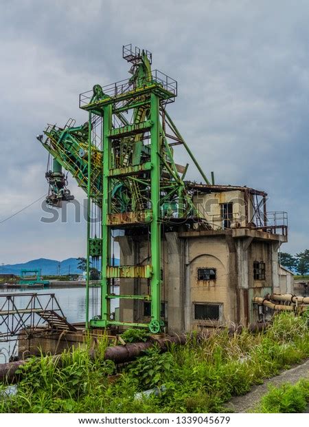 1 Coal Loading Machine Trimmer Royalty Free Photos And Stock Images Shutterstock