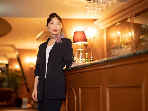 元CA芸人CRAZY COCOさん『SCHOOL OF LOCK!』初の女性教頭に！「お笑いもラジオもOJTで」：telling,(テリング)