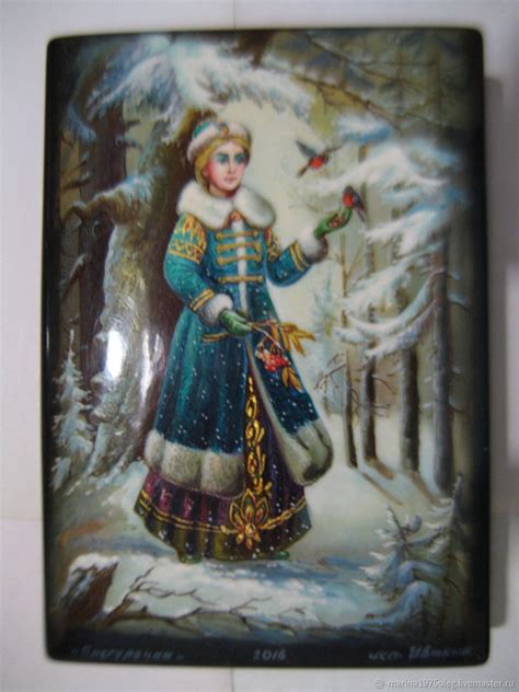 Шкатулка Снегурочка Федоскино Ручная авторская работа в интернет магазине на Ярмарке