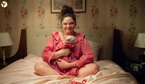 Lena Dunhams Netflix Show Too Much Sparks Reactions