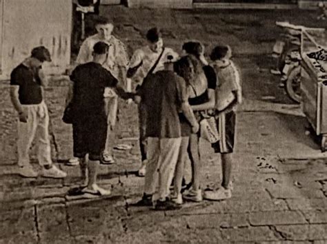 Corriere Della Sera Stupro Di Palermo Due Foto Come Prova La Ragazza Con Lo Spray Mi