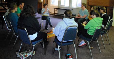 Pastor helps babes explore faith issues at EWU FāVS News
