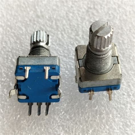Jual Rotary Encoder Ec11 Potensio Rotari Encoder Shaft Bulat L15mm Shopee Indonesia