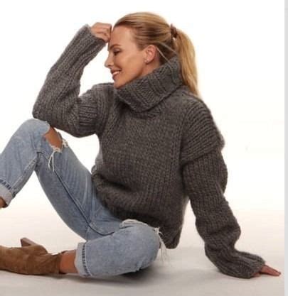 Grey Pushing TN Grey