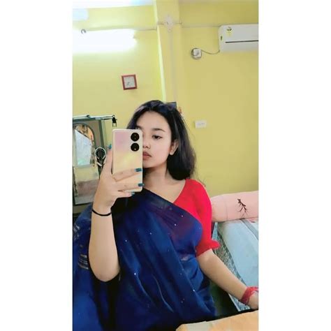 𝙈𝙮𝙨𝙚𝙡𝙛 𝙋𝙖𝙮𝙚𝙡🧿 (@payel_0201) • Threads, Say more