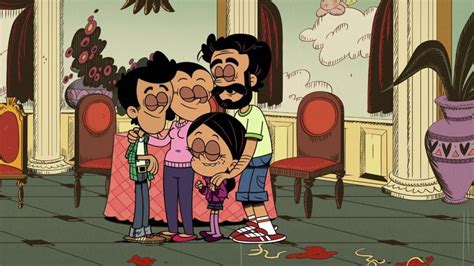 Pin By Tyler Moses On Nickelodeon Hug Cartoon Loud House Characters