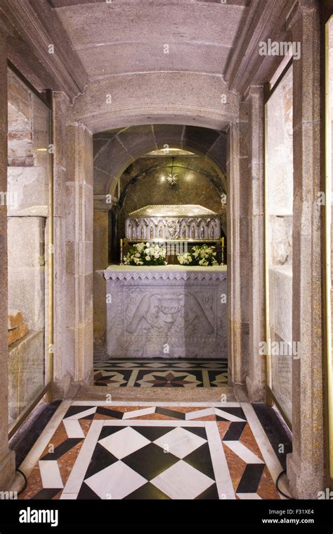 Tomb Of Saint James The Great In The Cathedral Of Santiago De