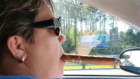 Big Cigar And A Blowjob American Smoking Amateur Porn Xhamster