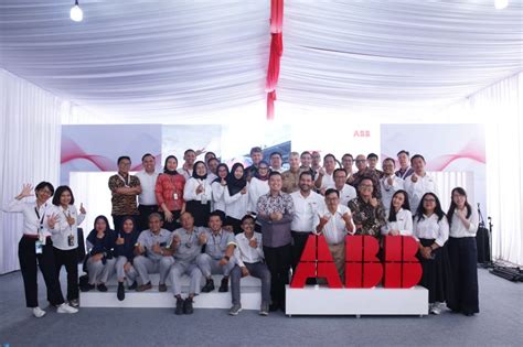 Abb Abbelectrification 100yearsmcb Mcb Smartbuildings Amanda P