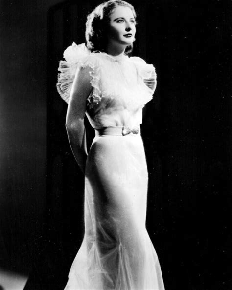 30 Glamorous Photos Of A Young And Beautiful Barbara Stanwyck In The