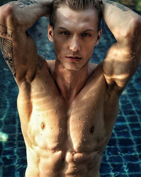 Juliano Alves Lequip Model