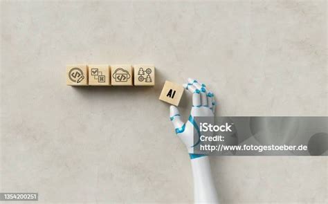 기술 기호를 가진 4 명의 다른 사람에게 메시지 Ai가있는 큐브를 추가하는 로봇 손 3d 일러스트 인공지능에 대한 스톡 사진 및 기타 이미지 Istock