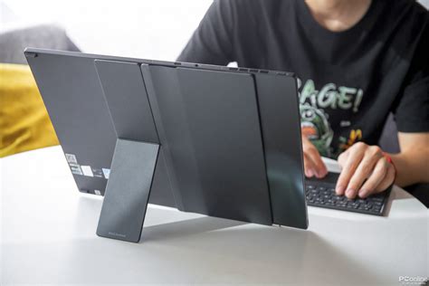 华硕灵耀x Fold图赏：折叠屏笔记本的天花板！ 笔记本 太平洋科技