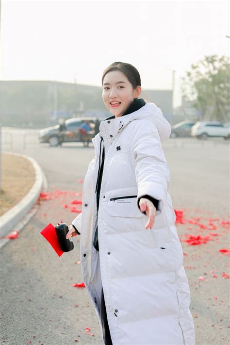 Ghim Của Tú Cẩm Trên Wang Yu Wen Vương Ngọc Văn