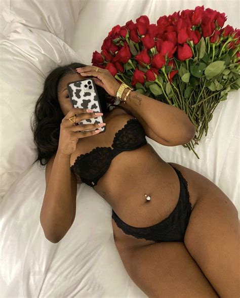 Lingerie Selfie