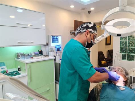 دکتر فرید نیکیان دکتر فرید نیکیان