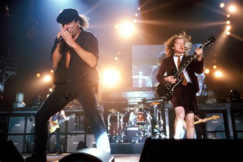 Acdc Tear Through Back In Black At 1996 Sydney Gig Watch Rolling