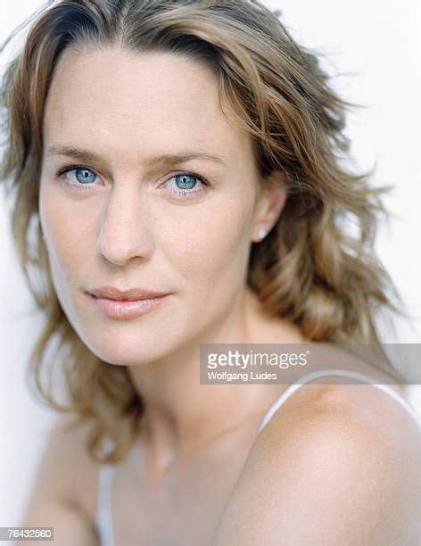 Robin Wright 2000 Pictures And Photos Getty Images Robin Wright Robin Classic Beauty