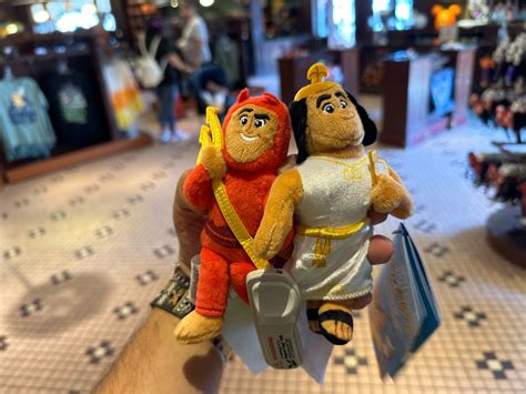 ‘the Emperors New Groove Angel And Devil Kronk Shoulder Plush Set