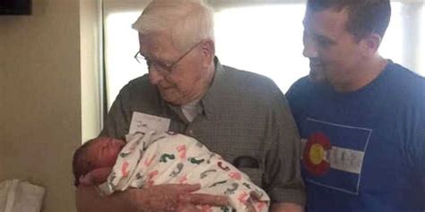 Beauden Mathew James Eppard Urodził Się W Tym Samym Dniu Co Tata I