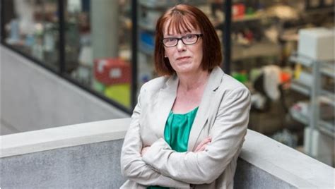 Oxford Astrazeneca Aşısını Geliştiren Prof Dr Sarah Gilbert Sonraki