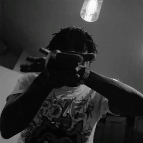 Pin By 𝟭𝟬 On Pins Criados Por Você Rap Aesthetic Rappers Pfp