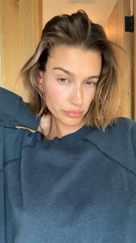 Hailey Baldwin R Celebrityhairfetish