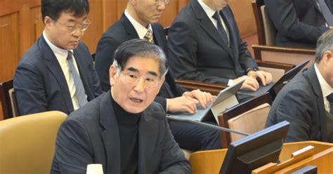 김용현 측 내란재판부 기피 신청…재판중단에 특검 소송지연