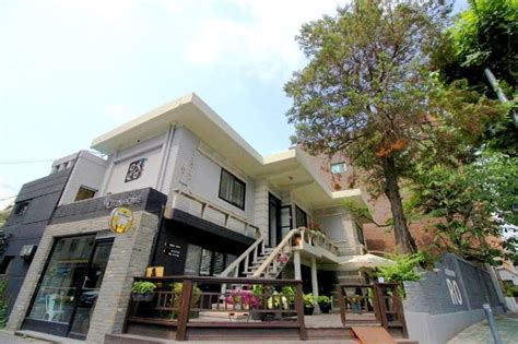Hi Jun Guesthouse Prices And Hostel Reviews Seoul South Korea