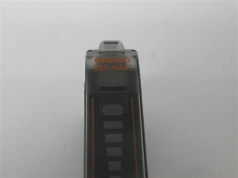 Omron E3x Na41 Photoelectric Sensor 12 24vdc Bar Graph Display Cut