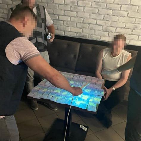 Волинський посадовець погорів на хабарі ФОТО Insider Media