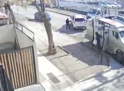 El Conductor De Un Camión De Caudales Sorprendió A Sus Compañeros Y