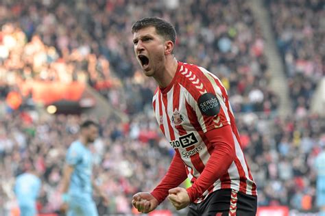 All Id Ask Chris Mepham Delivers Clear Message To Sunderland Fans Ahead Of Coventry City