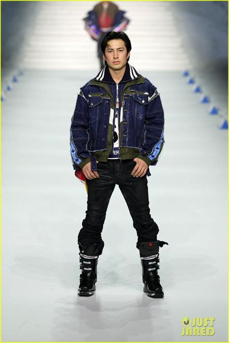 Heated Rivalrys Hudson Williams Makes Runway Debut Opens Dsquared2 At