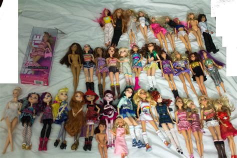 Active Dolls 1 By Toylov3r On Deviantart