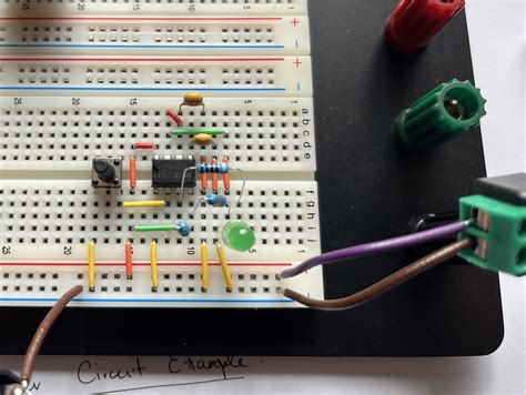 Monostable 555 Timer Something Wrong With Output Whats Going On