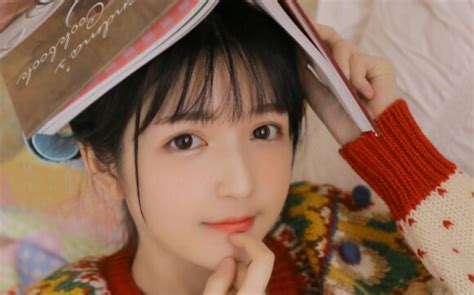 Hình Ảnh Gái Xinh Khiến Tụi Con Trai Lác Mắt